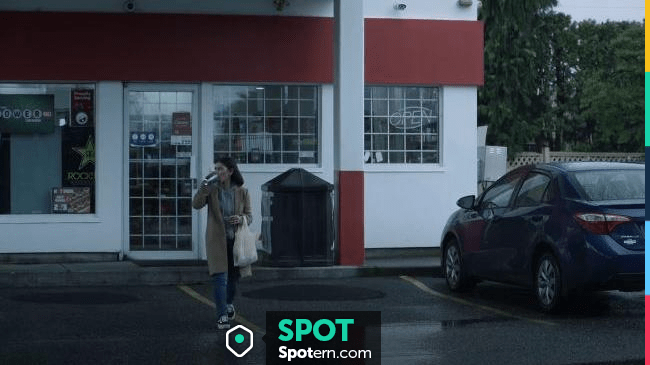 Vans Sk8 Sneakers worn by Rose Larkin (Luciane Buchanan) as seen in The ...