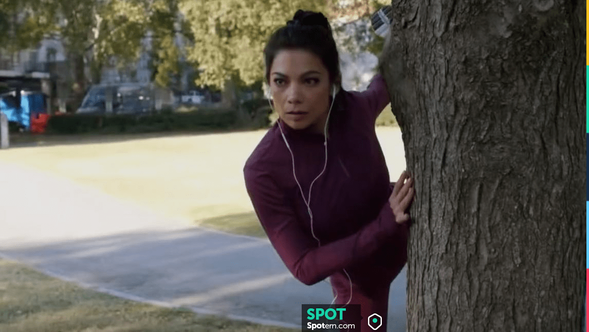 Lululemon To The Beat Tight 24" Mar­vel worn by Helen Tasker (Ginger ...