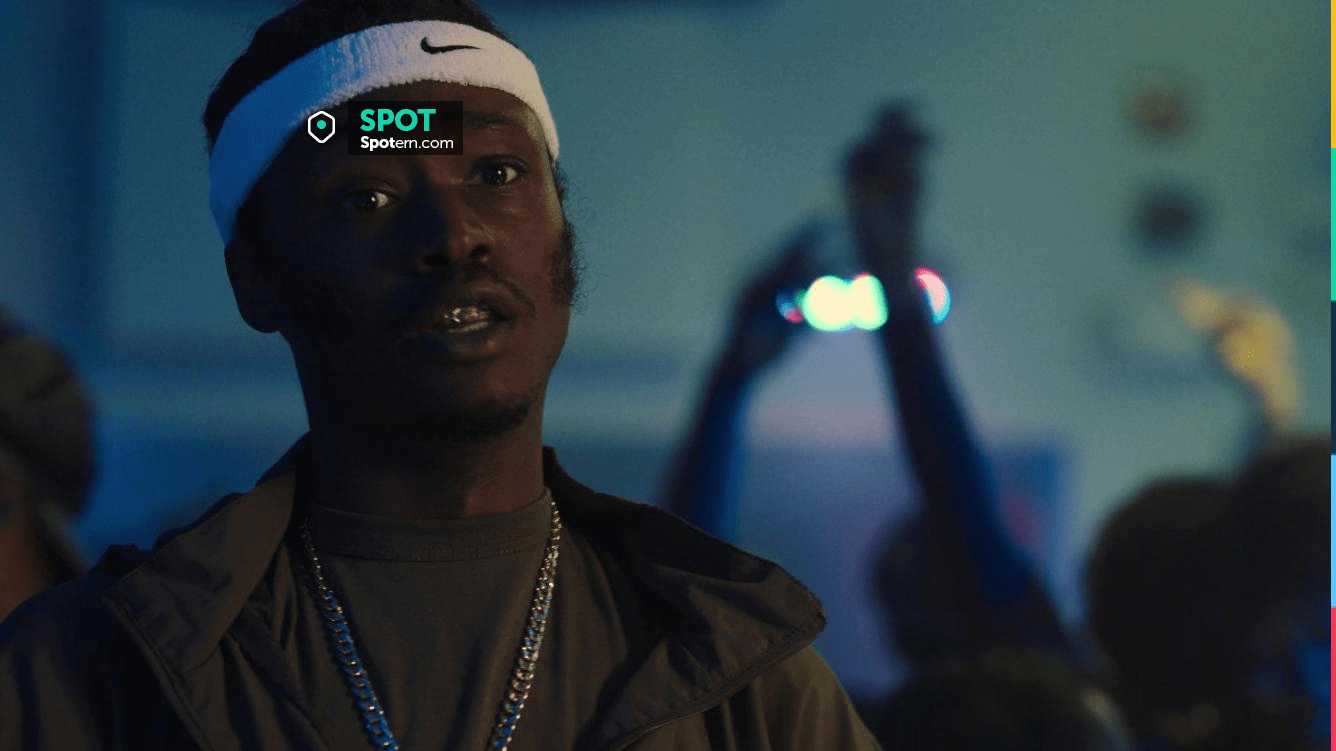Nike Swoosh Headband in white worn by Bobby Diggs (Ashton Sanders) as ...