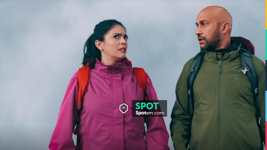 Woods To­ba 2L Hood­ed Rain Jack­et worn by Melissa Gimble (Cecily ...