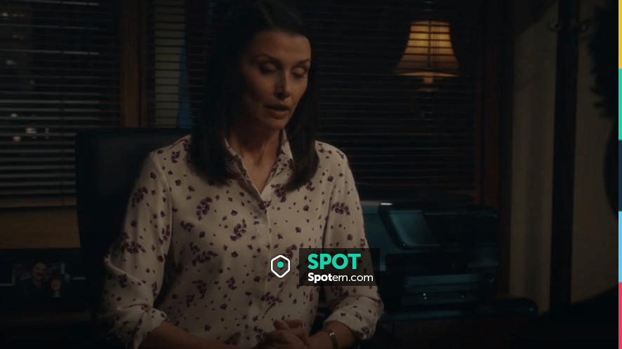 Donna Karan New York Long-Sleeve Silk Button-Down Shirt worn by Erin ...