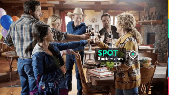 Pendleton Yellow printed cardigan worn by Isabel McMurray (Nancy Travis ...