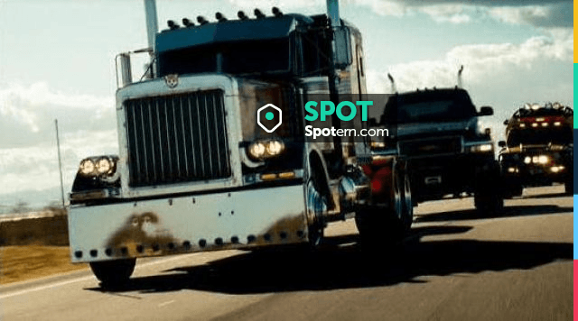 The real Peterbilt 379 / Optimus Prime in Transformers | Spotern