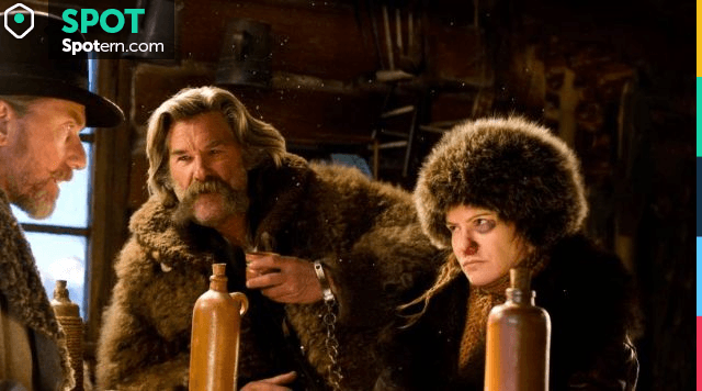 The chef's hat in fur of Daisy Domergue, in The Hateful Eight | Spotern