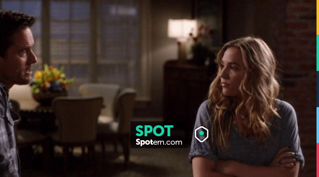Le t-shirt Free People de Maddie Conrad dans Nashville | Spotern