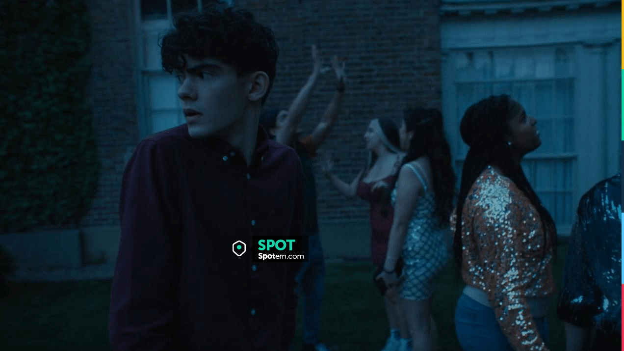 Carhartt WIP Madison Shirt worn by Charlie Spring (Joe Locke) as seen ...