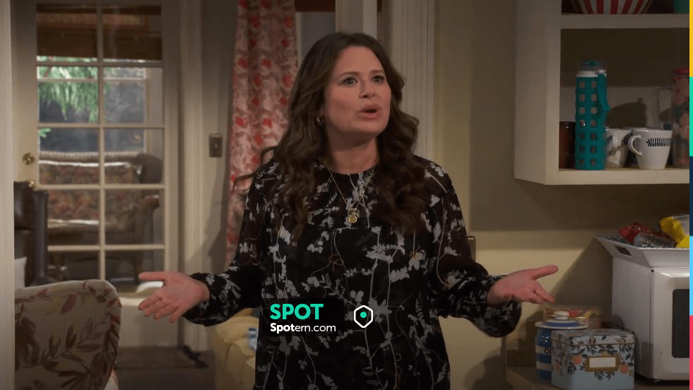The Kooples Floral Print Top worn by Jen (Katie Lowes) as seen in How ...