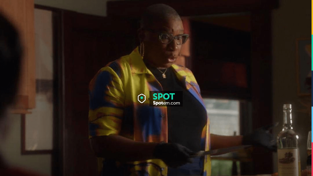 Mcq Ab­stract Print Camp Shirt worn by Henrietta 'Hen' Wilson (Aisha ...