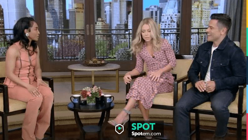 Gianvito RossiPortofino 105 Sandals worn by Kelly Ripa as seen in LIVE ...