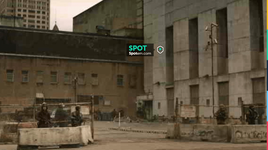 Le bâtiment de la Section de traitement des arrestations du CPS à ...