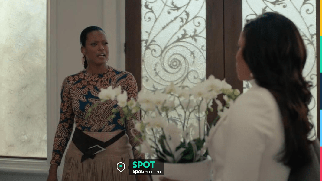 Banana Republic Sevilla Suede Fringe Skirt worn by Vivian Banks (Cassandra Freeman) as seen in ...