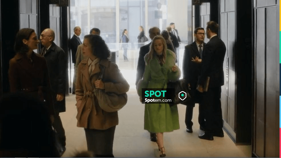 Celine Mi­ni Lug­gage Hand­bag worn by Anna Delvey (Julia Garner) as ...