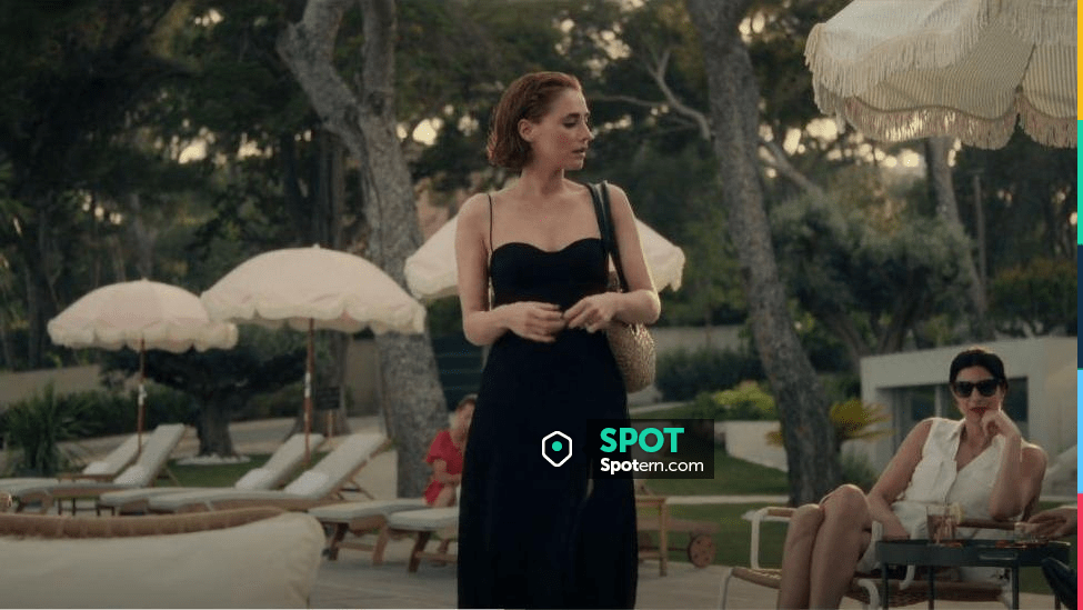 Reformation Nebraska Sweetheart Neck Dress worn by Anna Barton (Charlie ...