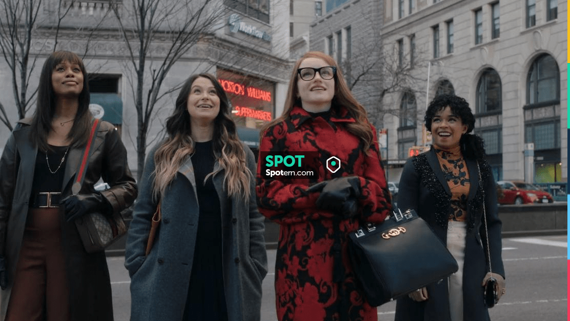 Dries Van Noten Flo­ral Jacquard Coat worn by Anna Delvey (Julia Garner ...