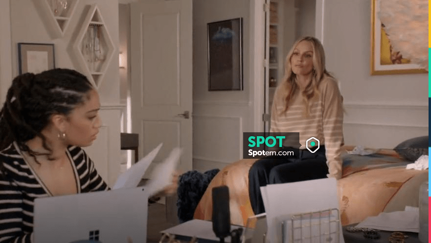 La Ligne Boyfriend Lean Lines Sweater worn by Laura Fine-Baker (Monet ...