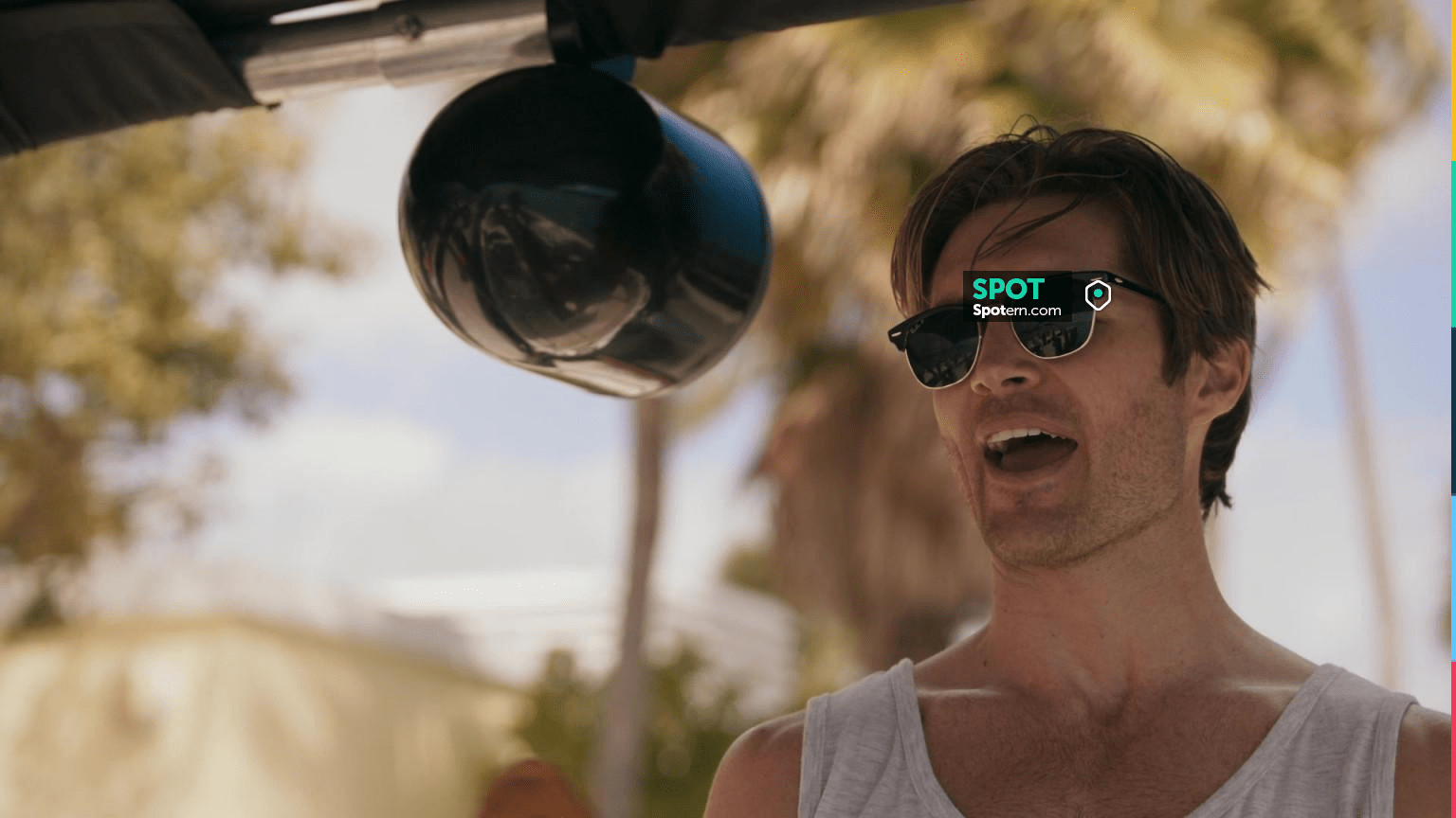 Ray-Ban sunglasses worn by Liam Smith (Marc Herrmann) as seen in Love on the Reef movie | Spotern