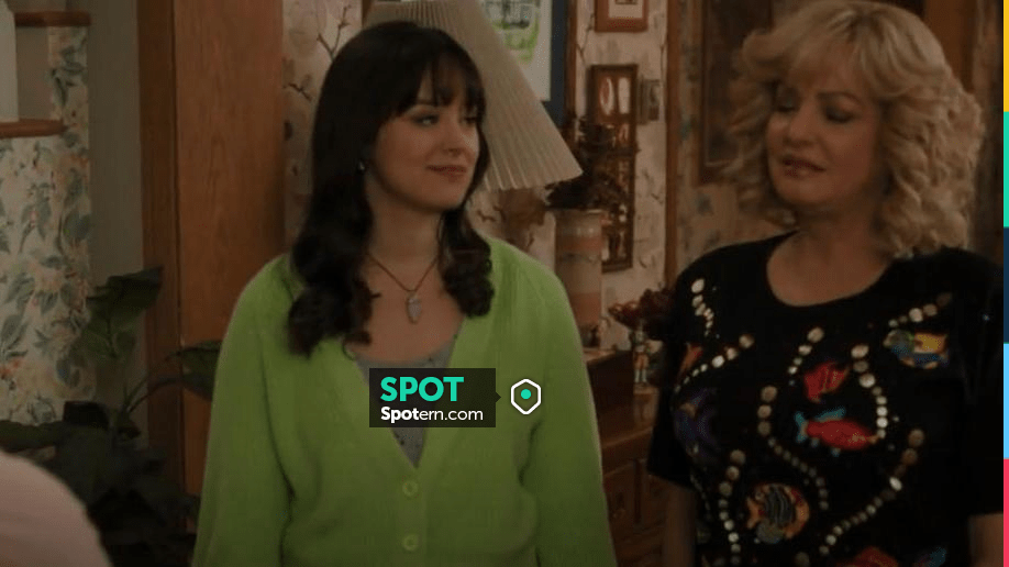 525 Shak­er Cardigan worn by Erica Goldberg (Hayley Orrantia) as seen ...