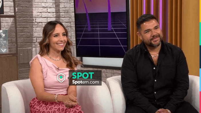 Zara Twisted Linen Blend Top worn by Lilliana Vazquez as seen in CBS ...