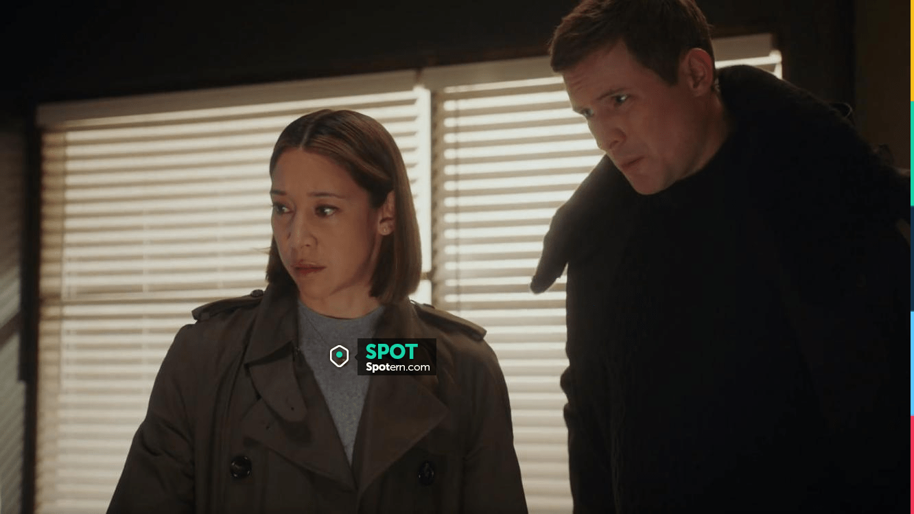 Club Monaco Long Sleeve Stitch Cashmere Sweater worn by Sarah Truong ...