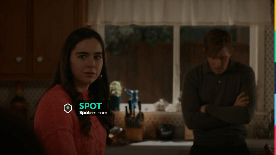 Free People Bell Song Pullove worn by Callie Sadecki (Sarah Desjardins ...