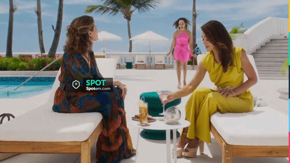 Farm Rio Puff Sleeve Maxi Dress worn by Sue Beck (Gillian Vigman) as ...