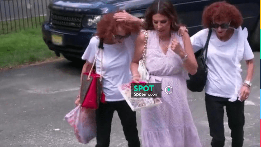 Allison NY Es­telle Maxi Dress worn by Jennifer Fessler as seen in The ...