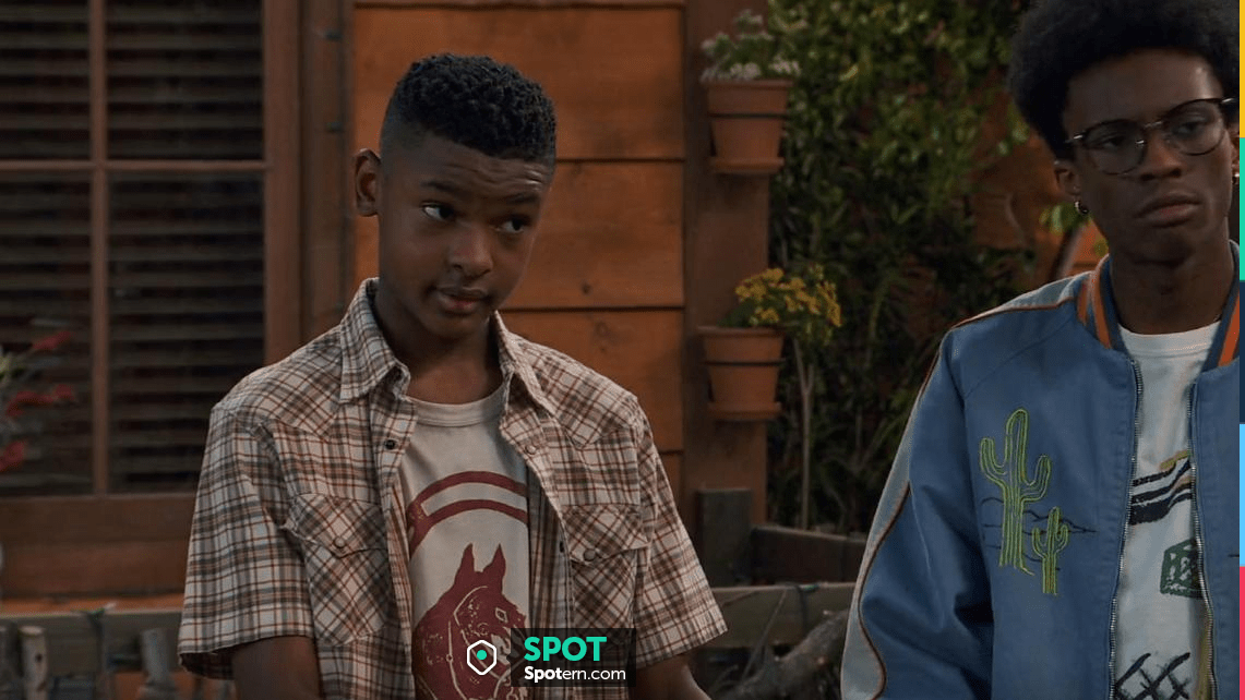 Imogene + willie Horse­shoe Tee worn by Bill Pickett (Alfred Lewis) as ...