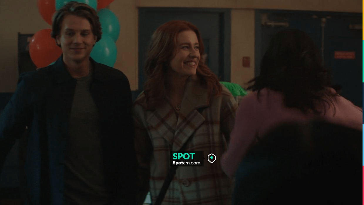 Wilfred The Only Coat worn by Nancy Drew (Kennedy McMann) as seen in ...