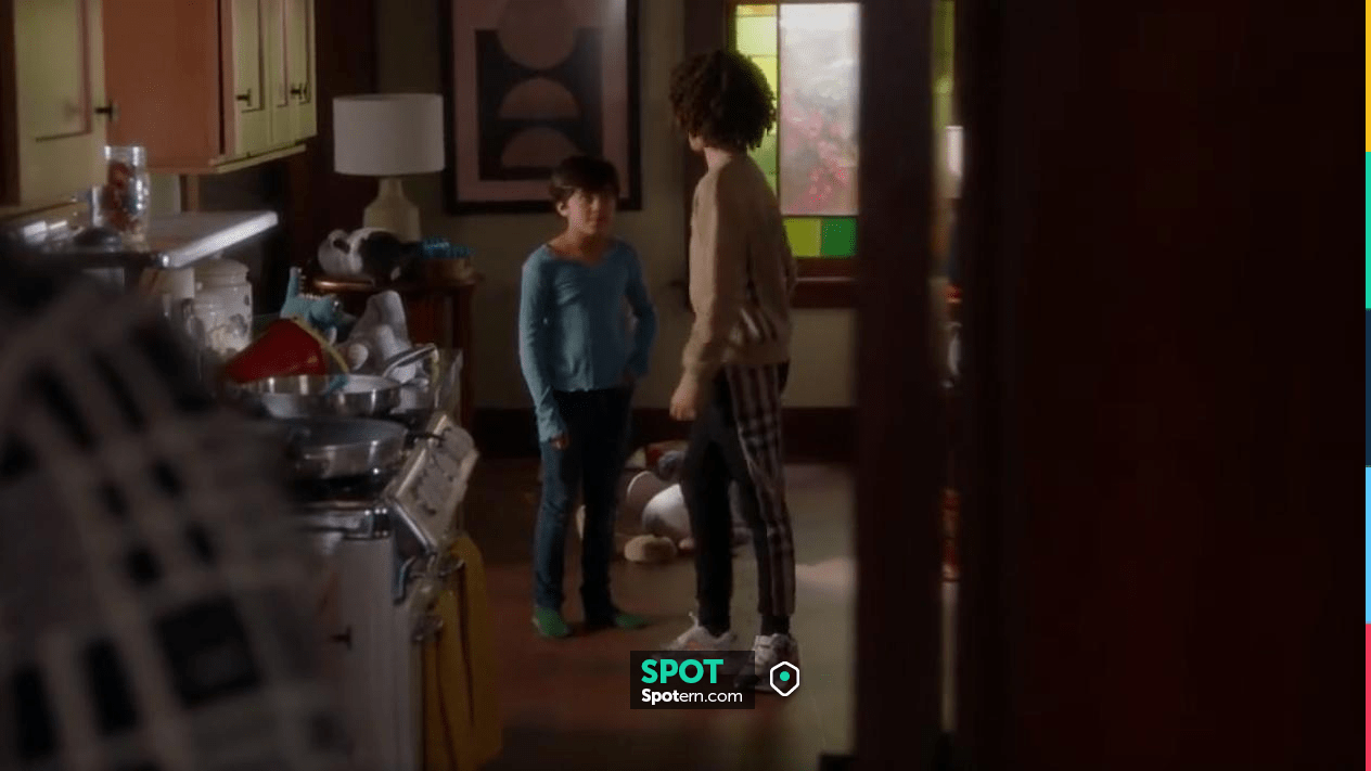 Nike Air Max 90 portée par Denny (Declan Pratt) vue dans 9-1-1 (S06E18 ...