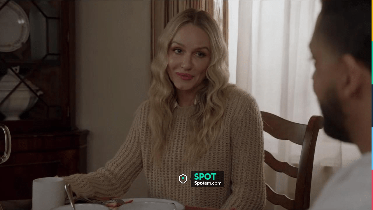 Chloé Lad­der Stitch Crew­neck Wool worn by Laura Fine-Baker (Monet ...