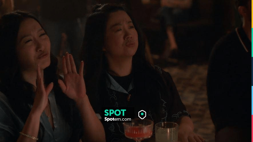 Marie de Buttet Gone Chemise de pêche en Jet Back portée par Alice Kwan ...