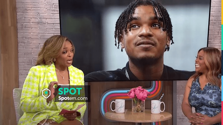 Steve Madden Harlow Houndstooth Tweed Blazer worn by Laila Muhammad as seen in Sherri on May 11 ...