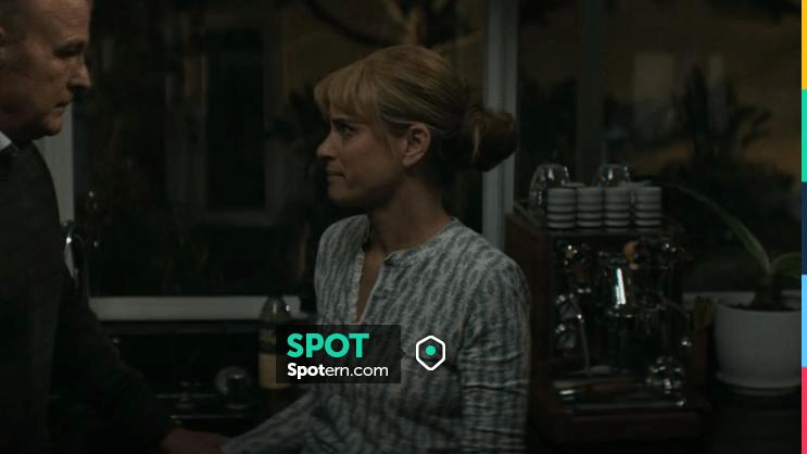 Ralph Lauren Print­ed Jer­sey Hen­ley worn by Beth Gallagher (Amanda ...