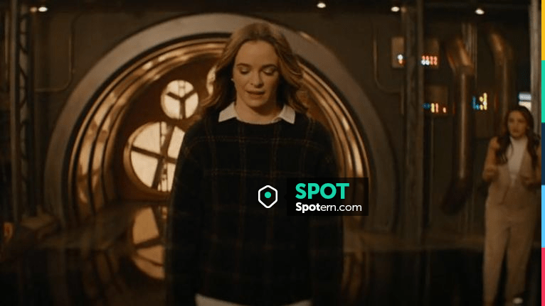 Vince Windowpane Plaid Sweater worn by Caitlin Snow (Danielle Panabaker ...