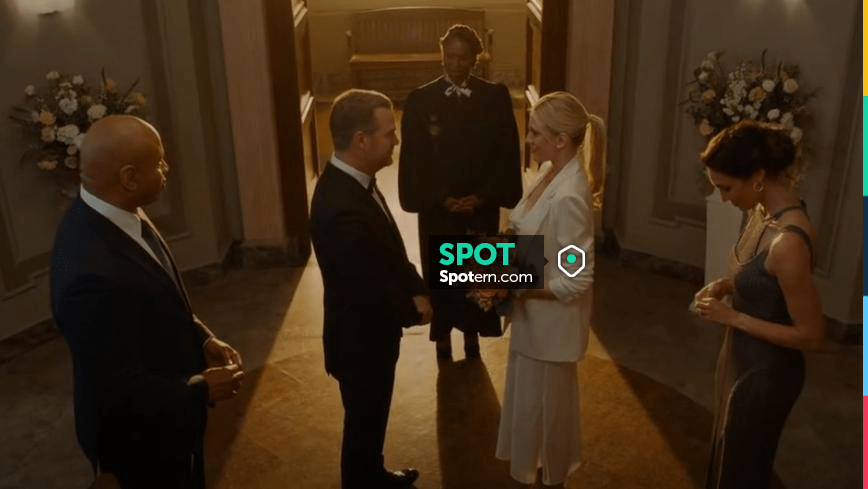 Cinq A Sept Karis Blaz­er worn by Anna Kolcheck (Bar Paly) as seen in ...