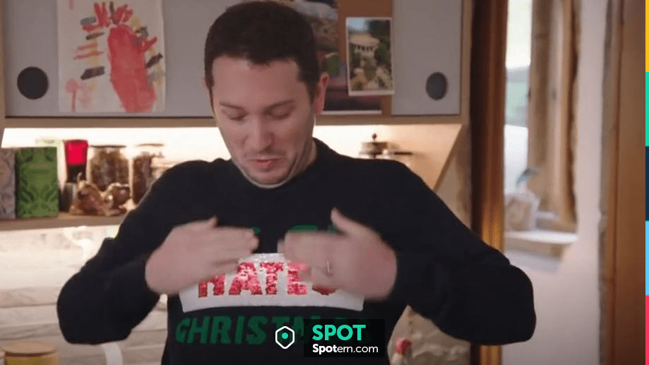 Christmas Jumper This Guy Loves/Hates Christmas Size Large worn by Jon ...