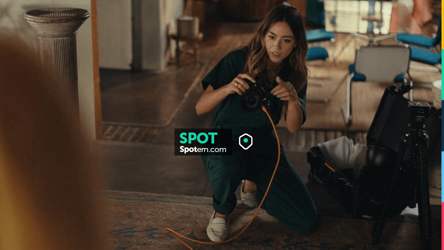 Pistola Grover Short Sleeve Field Suit worn by Robyn (Chloe Bennet) as ...