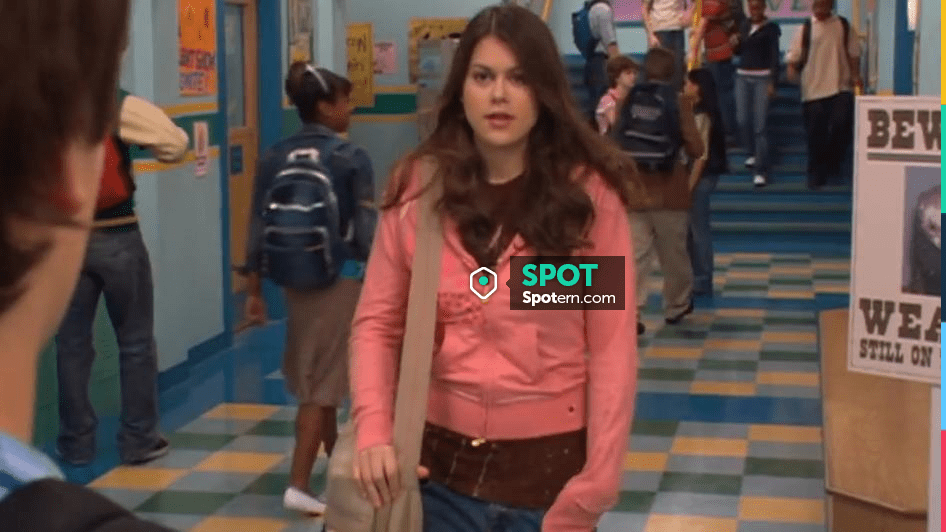 Sweat-shirt à capuche Ecko Red Pink Logo porté par Jennifer Ann 'Moze ...