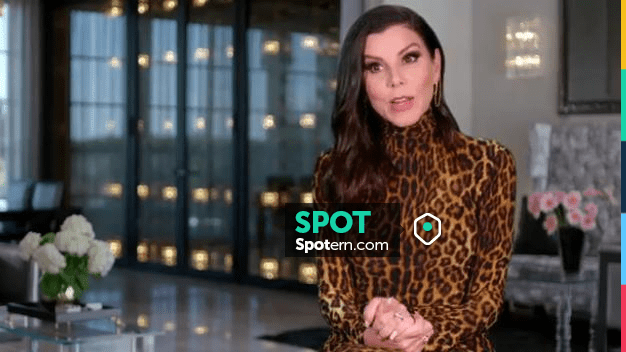 Norma Kamali Long Sleeve Turtle­neck Fish­tail Dress worn by Heather ...