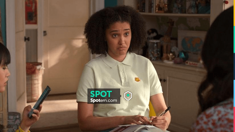 Kenzo Tiger Polo brodé porté par Fabiola Torres (Lee Rodriguez) vu dans ...