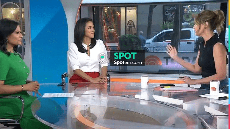 Veronica Beard Coralee Top worn by Laura Ellen Jarrett McGlamery as ...