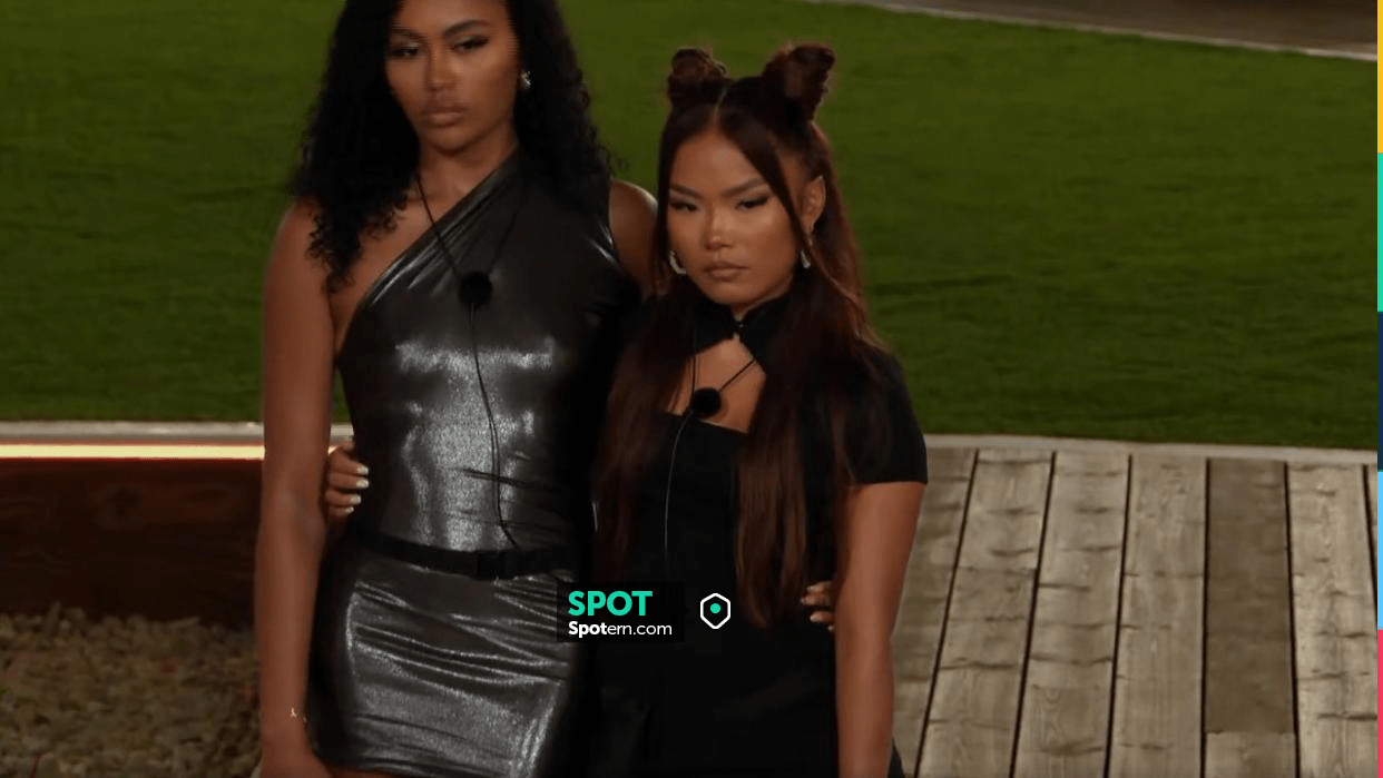 Pretty Little Thing Black Ori­en­tal Body­con Dress worn by Ruchee ...