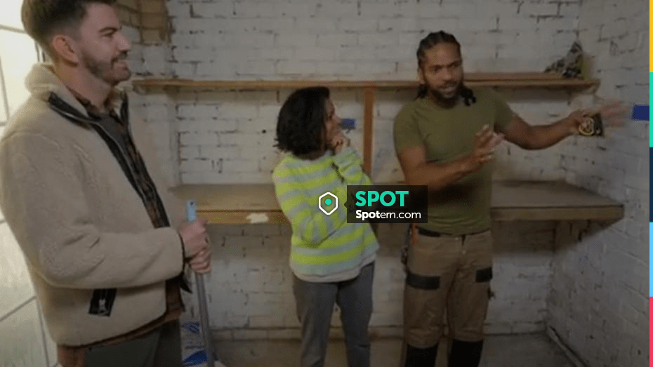 Jumper 1234 Stripe Crop Crew worn by Dilly Carter as seen in Sort Your ...