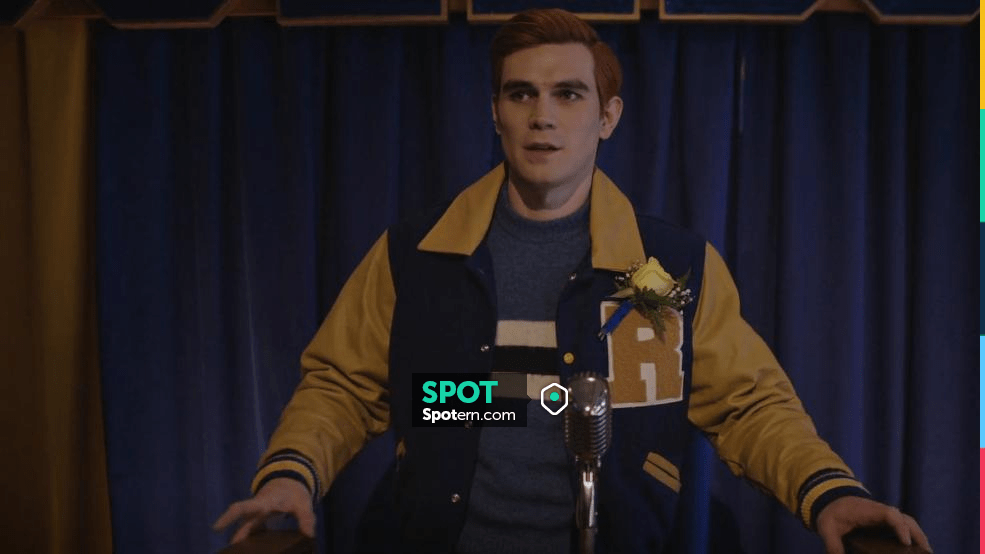 Benetton Sweater With Clash­ing De­tail worn by Archie Andrews (KJ Apa ...