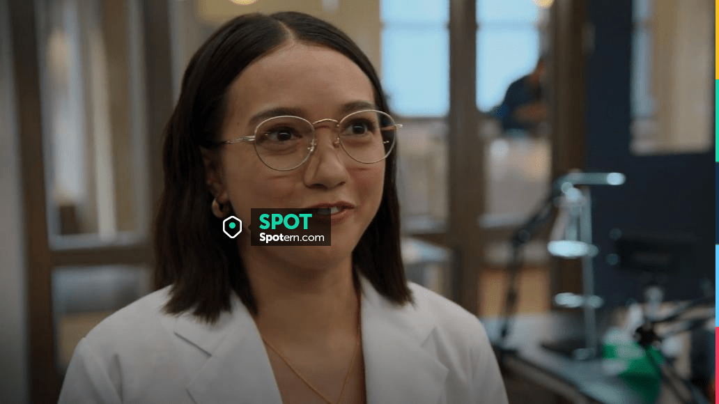 Madewell Edged Chunky Small Hoop Earrings worn by Luna (Rachel Marsh ...