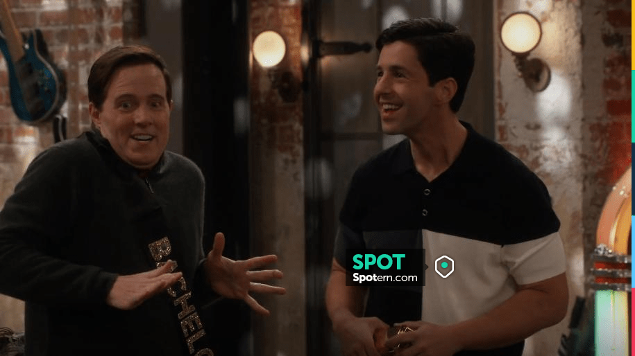 Reiss Pri­mo Col­or Blocked Po­lo Shirt worn by Paul Denham (Josh Peck ...