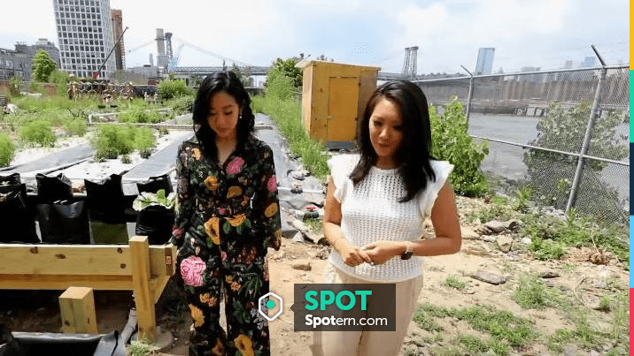 Carolina Herrera Wide Leg Floral Pants worn by Stephanie Hsu as seen in ... Carolina Herrera Wide Leg Floral Pants worn by Stephanie Hsu as seen in ...