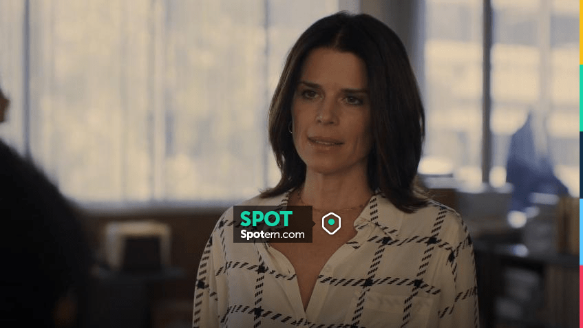 Gorjana Parker Necklace worn by Maggie McPherson (Neve Campbell) as ...