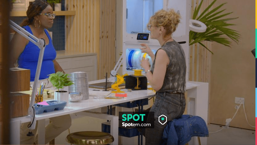 Levis 501 Straight worn by Jessica Banks as seen in Hack My Home ...
