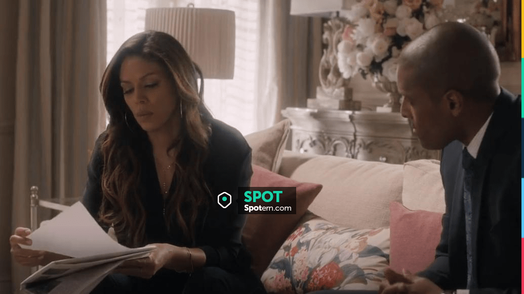 Theory Driya Blouse worn by Grace Greenleaf (Merle Dandridge) as seen ...